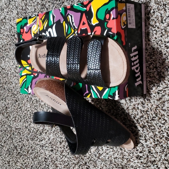 Judith | Shoes | Judith Coraline Black Sandals | Poshmark